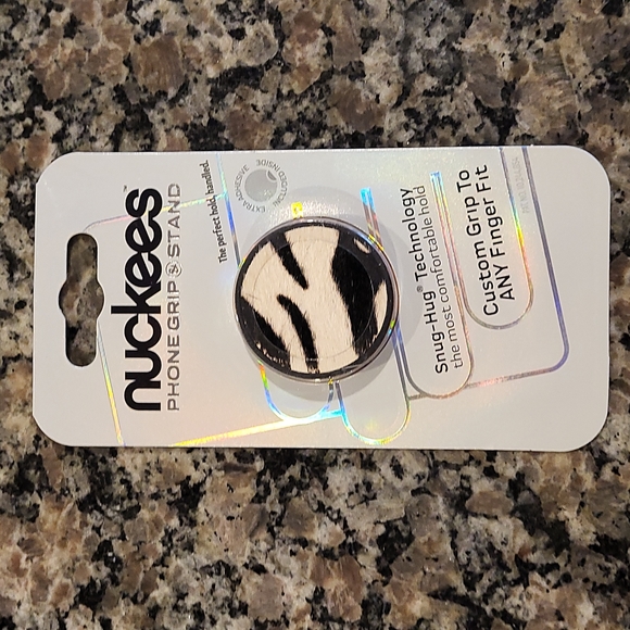 Nuckees | Cell Phones & Accessories | Nuckees Phone Grip Stand New ...